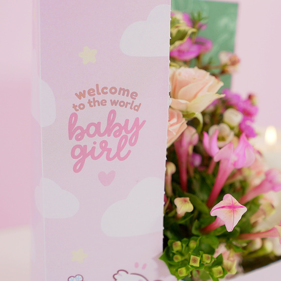 Baby Girl — Flowercard - Sending floral hugs